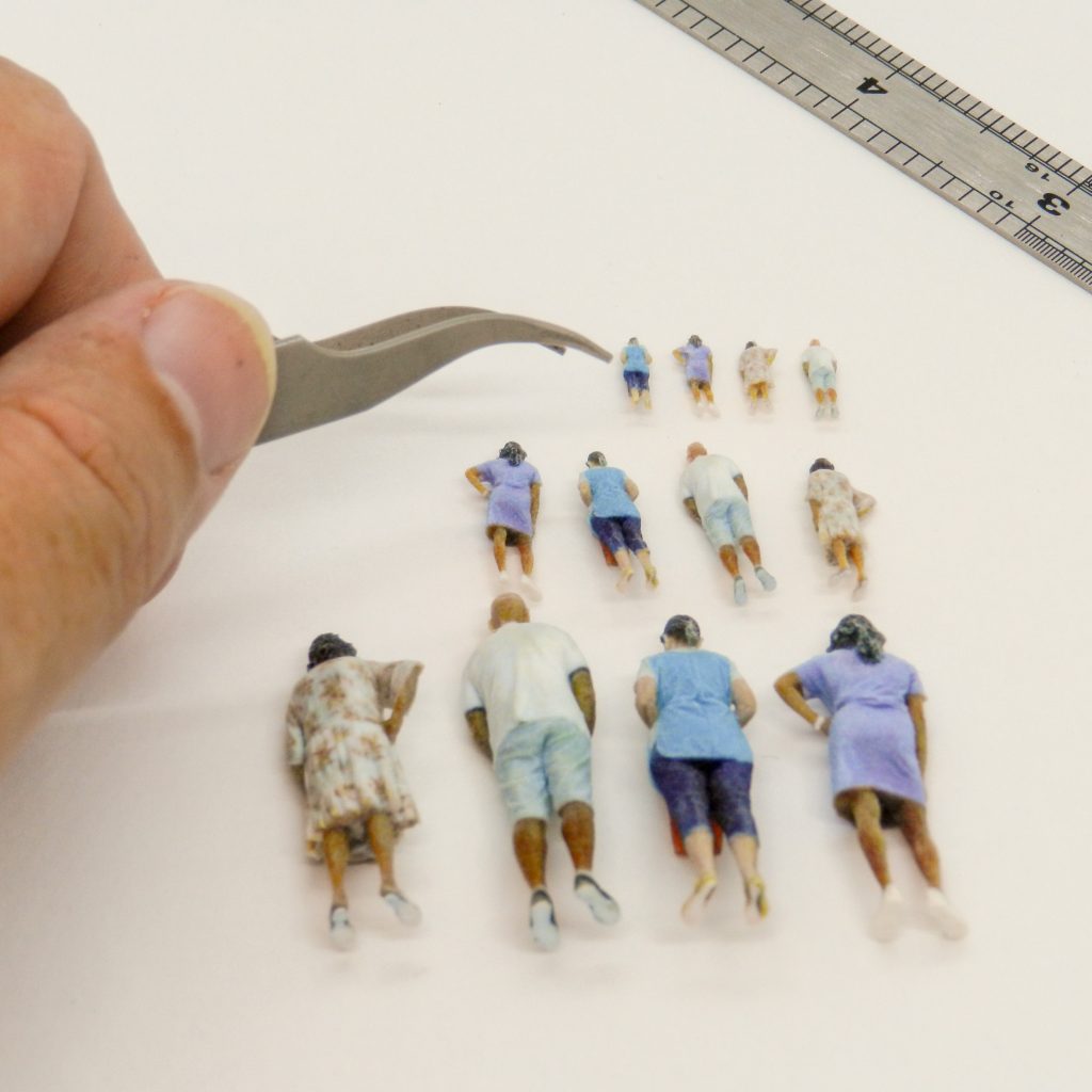 Scale Figures - Mixed People 2 - West Edge 3D